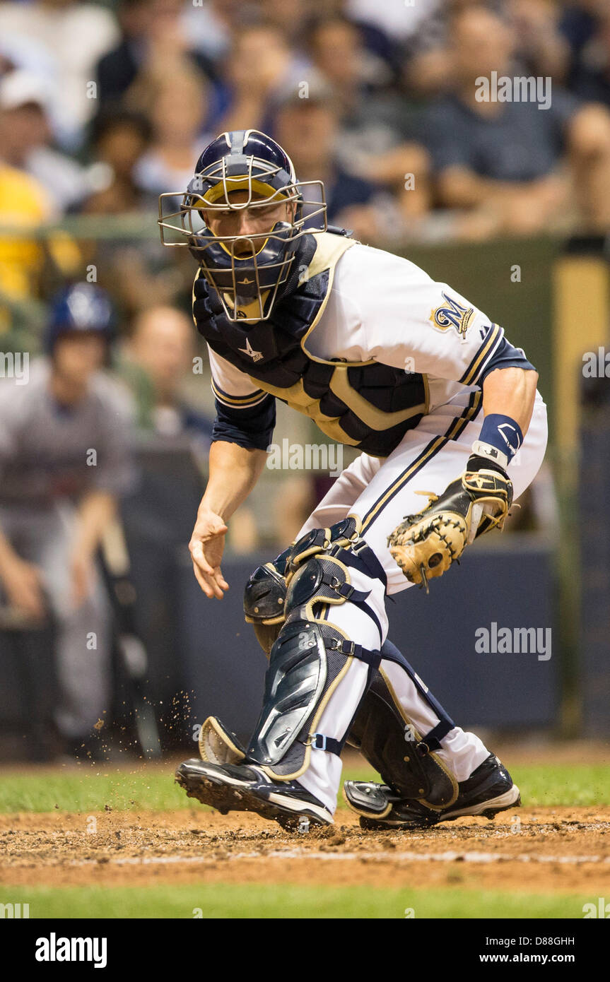 Milwaukee, Wisconsin, USA. 21st May 2013. Milwaukee catcher Jonathan ...