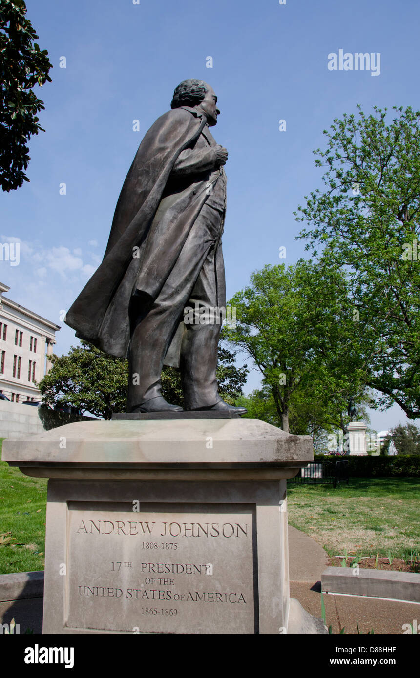 Andrew johnson president statue hi-res stock photography and images - Alamy