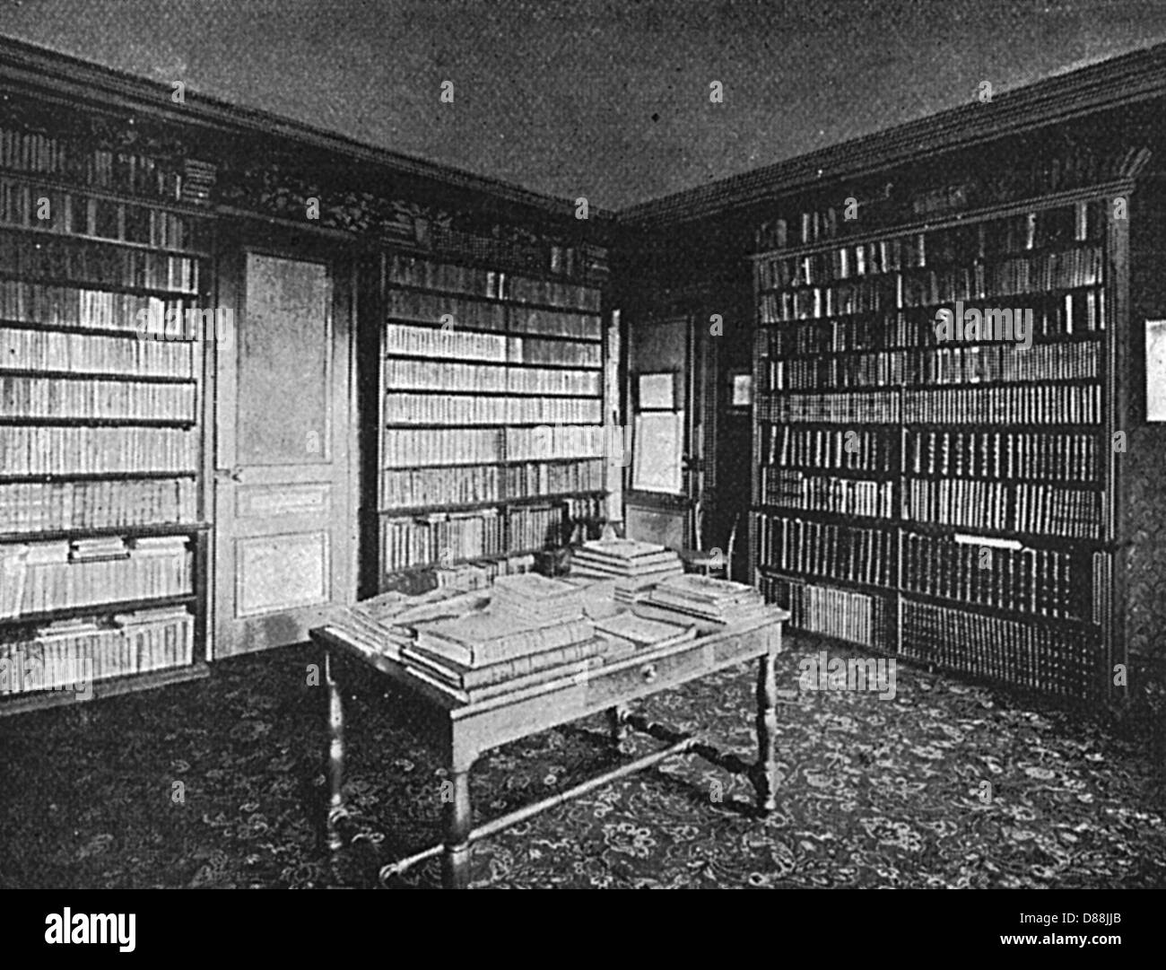 Jules verne books Black and White Stock Photos & Images - Alamy