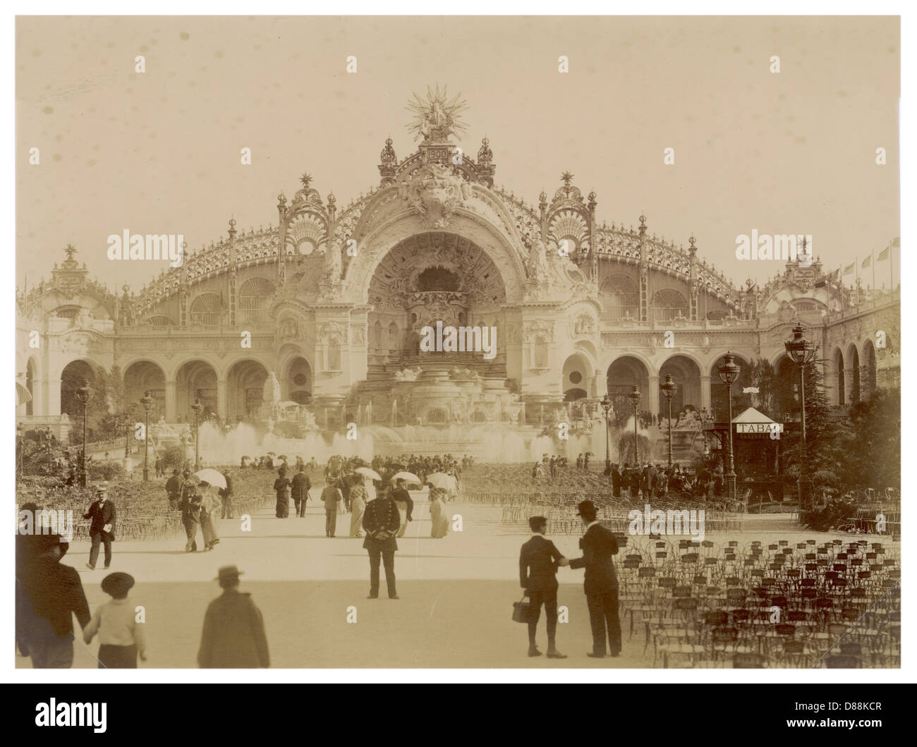 1900 paris exposition exterior hi-res stock photography and images - Alamy