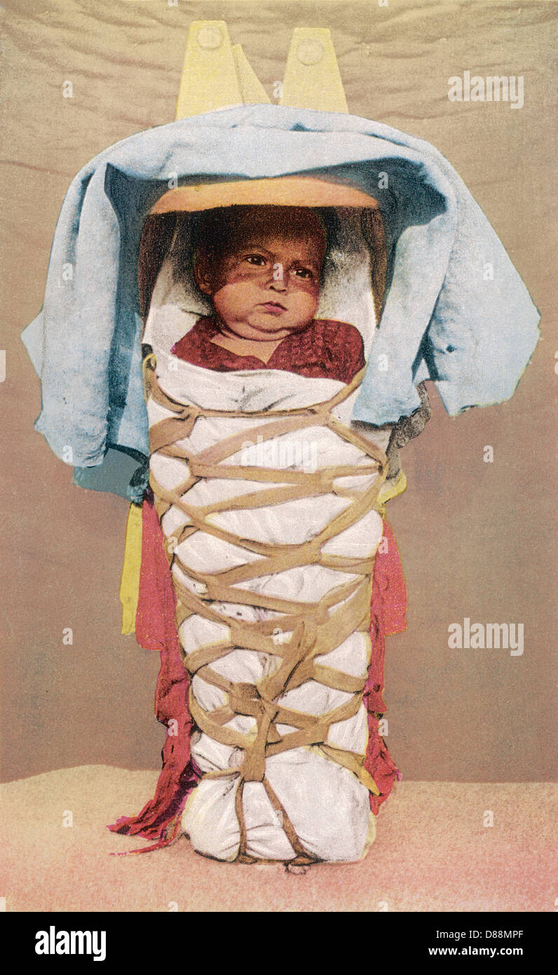 Papoose hi-res stock photography and images - Alamy