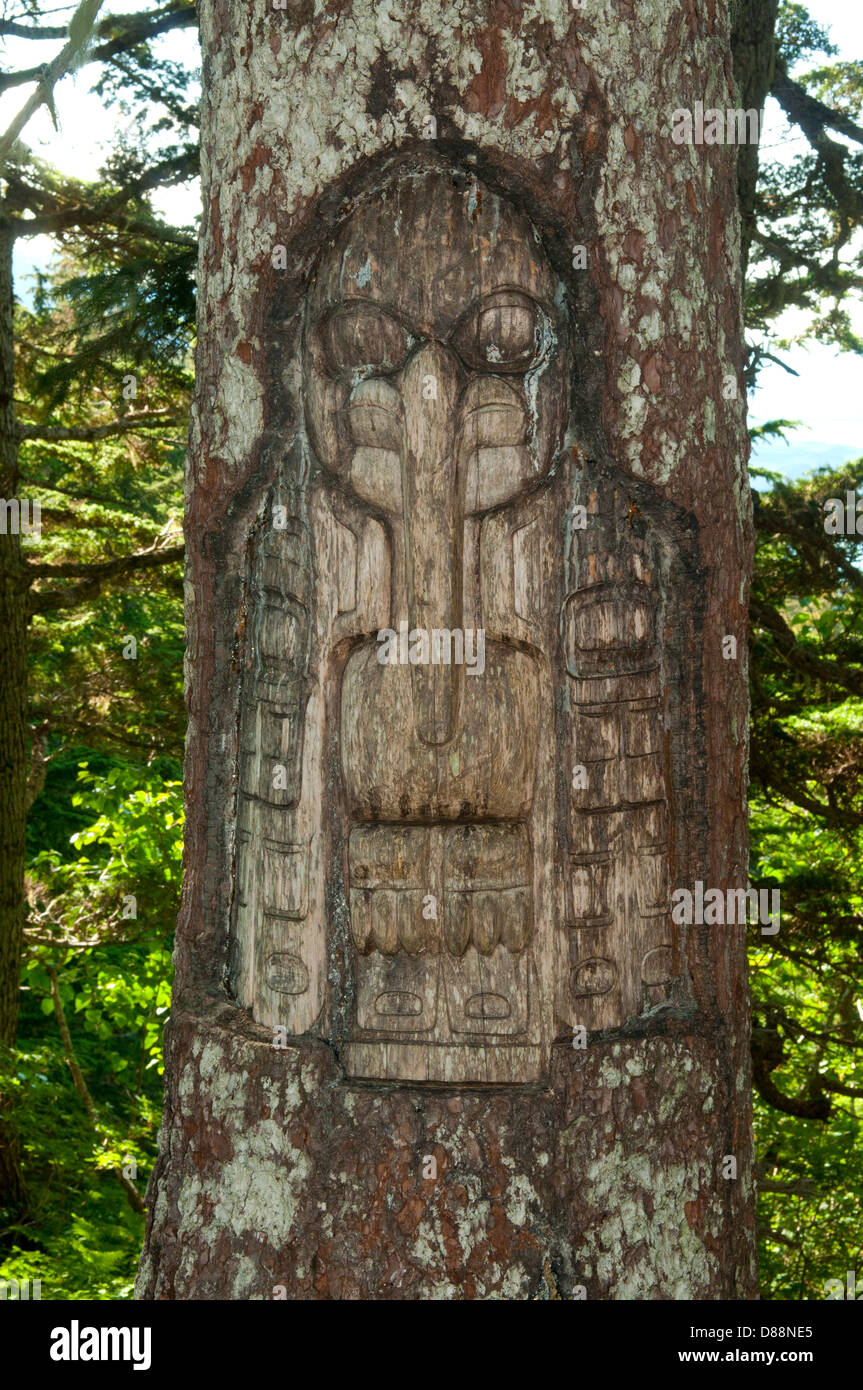 Classic totem hi-res stock photography and images - Alamy