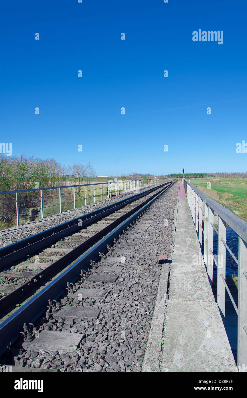 Empty railroad hi-res stock photography and images - Alamy