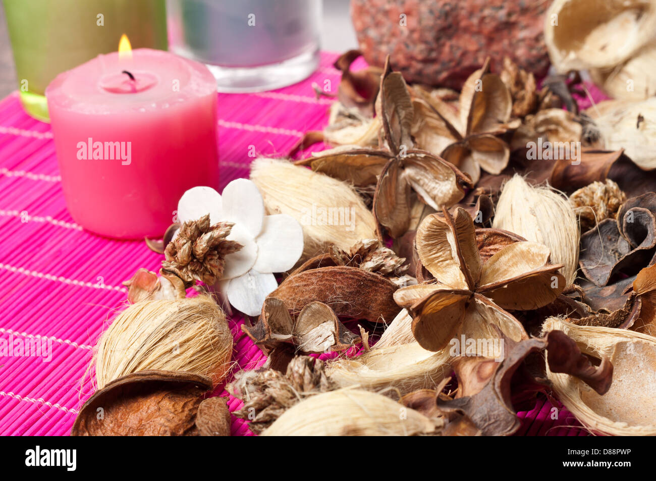 Pot pourri hi-res stock photography and images - Alamy