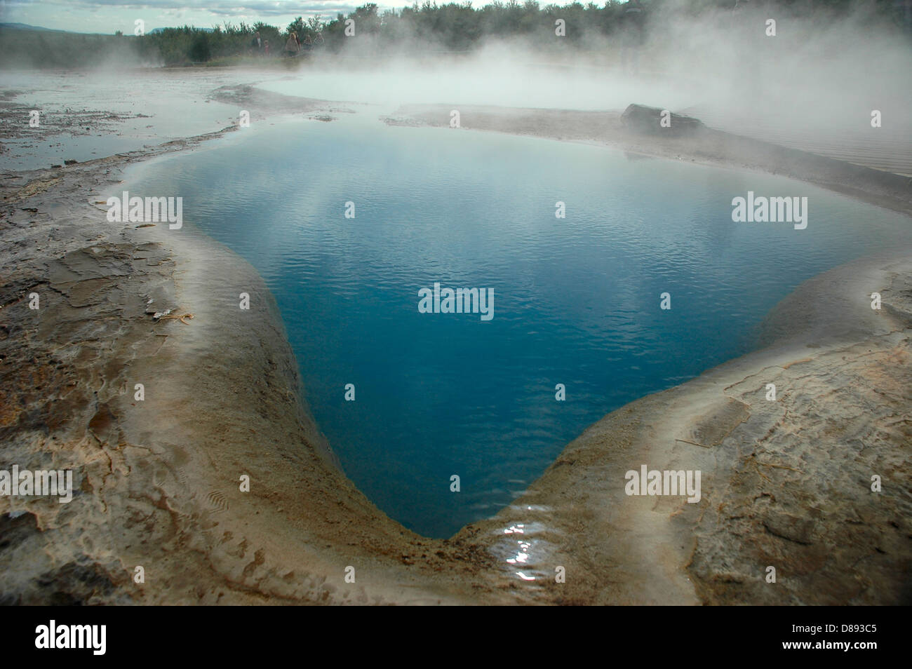 Amazing steaming azure geo-thermal pool at Haukadalur near the Geysir ...