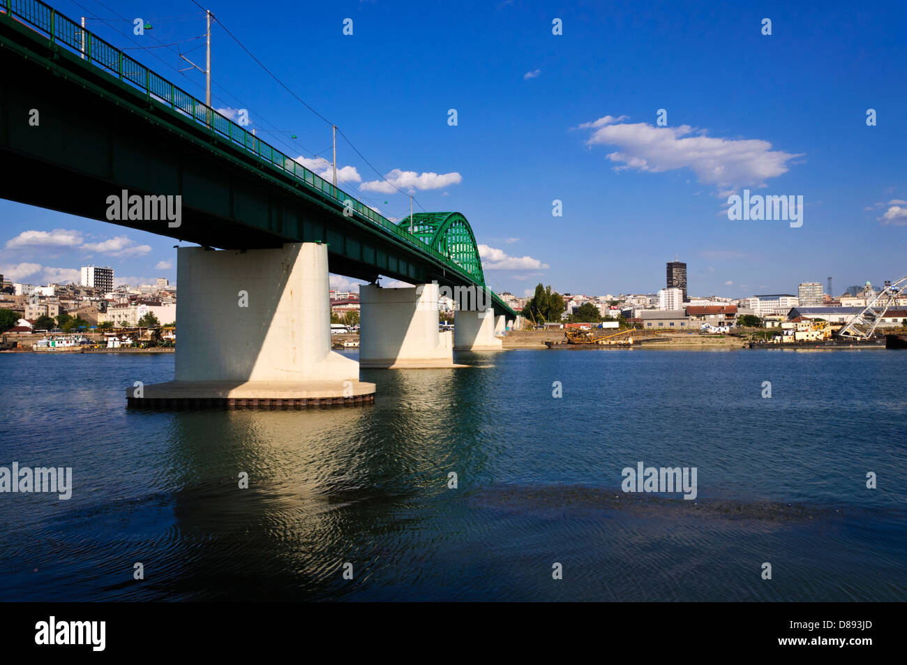 Train cement viaduct hi-res stock photography and images - Alamy