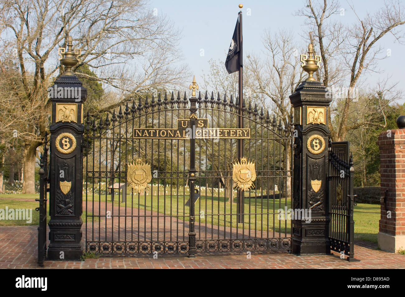National Cemetery entrance to graves of Union soldiers, Shiloh National ...