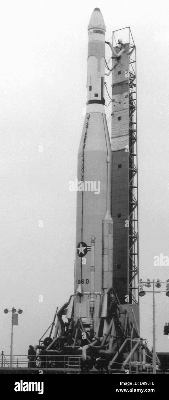 Atlas Agena B with SAMOS 3 (Sep. 9, 1961 Stock Photo - Alamy