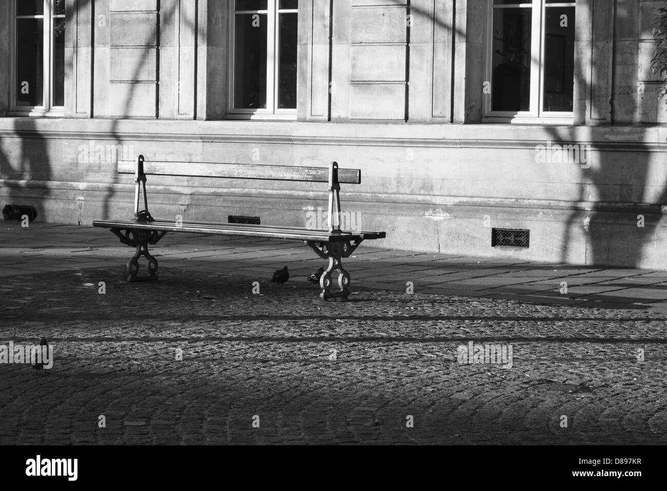 Lonely bench in Paris Stock Photo - Alamy