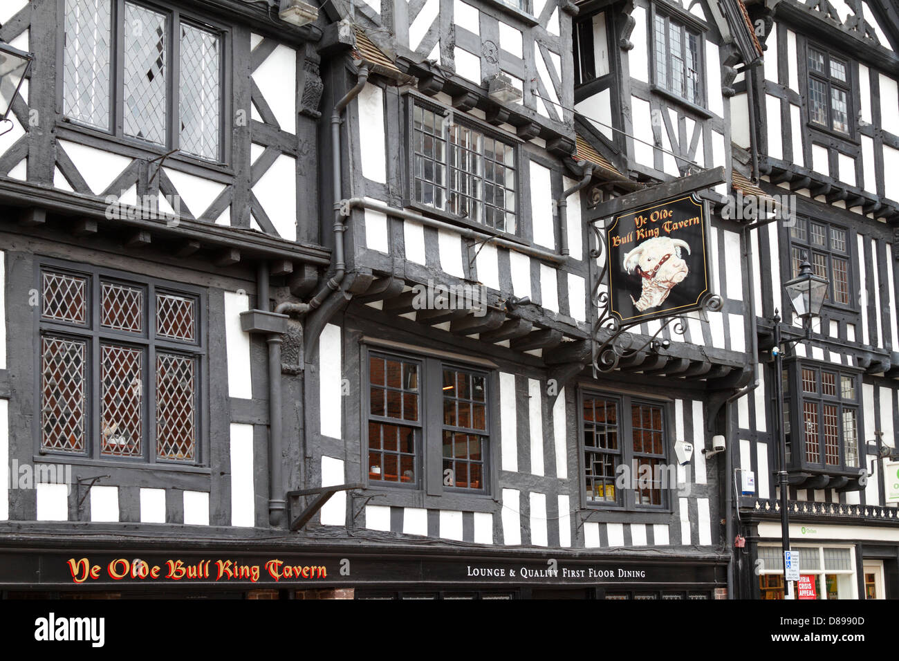 Ye Olde Bull Ring Tavern, a Tudor style half timbered building, Ludlow ...
