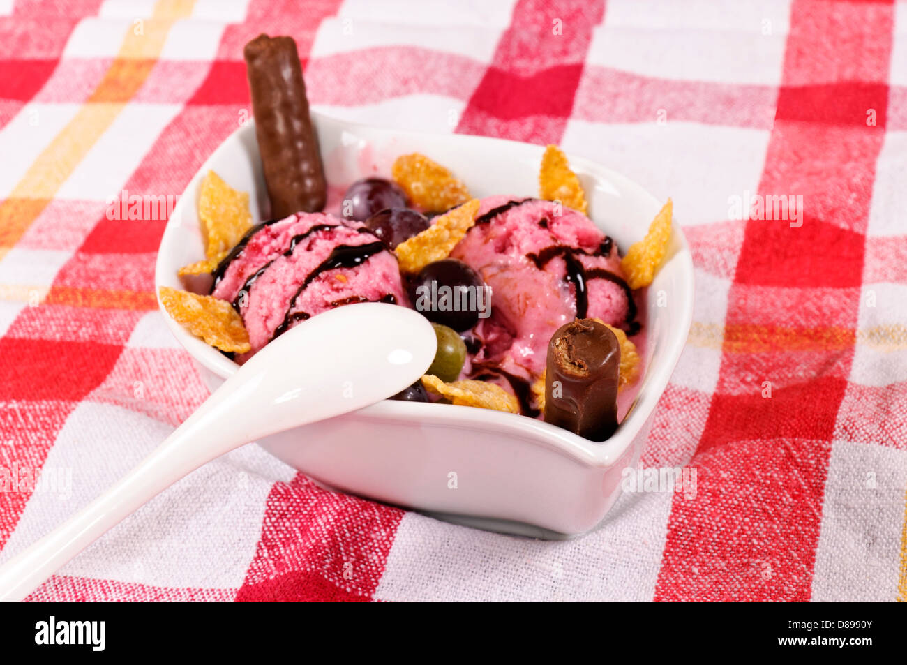 Grapples fruit hi-res stock photography and images - Alamy