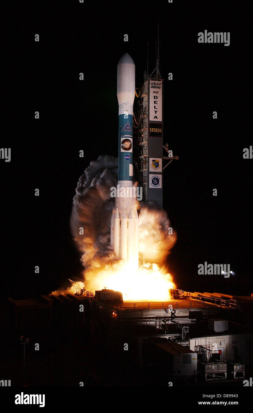 The Delta 2 7925-10L rocket launched with the STEREO (Solar TErrestrial ...