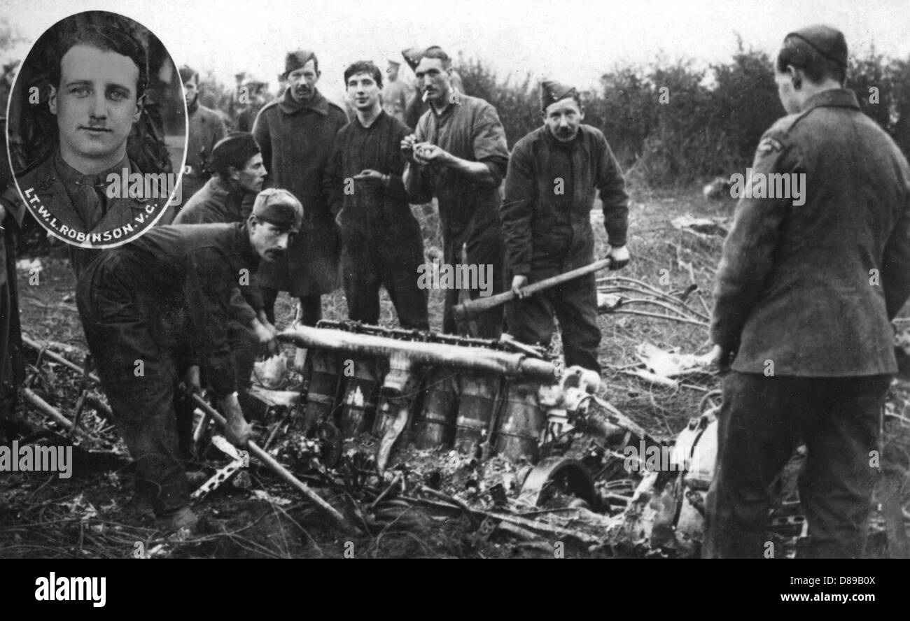 ZEPPELIN DOWNED 1916 - 5 Stock Photo - Alamy