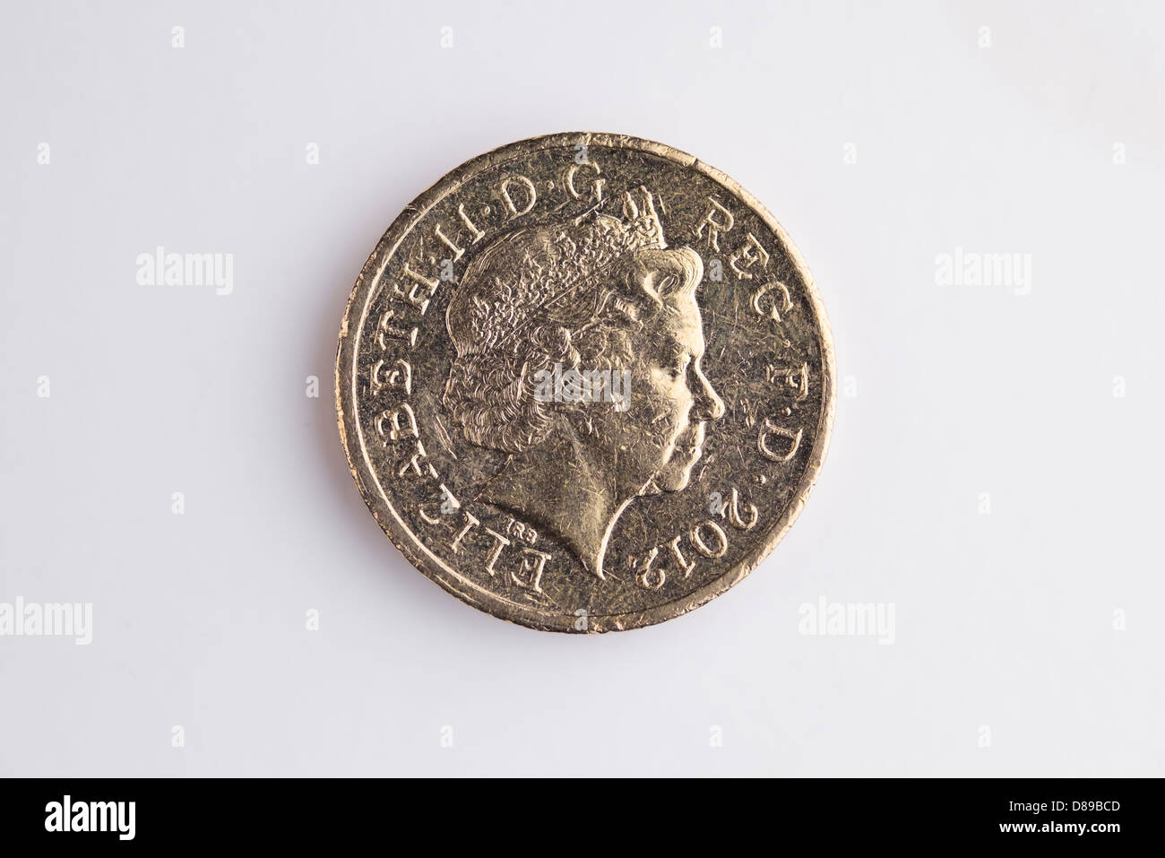Looking down on a pound coin. Heads Stock Photo - Alamy