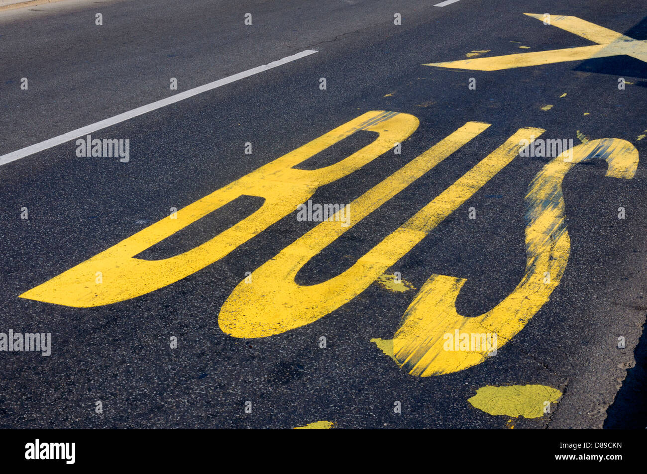 Yellow sign for the bus station Stock Photo - Alamy