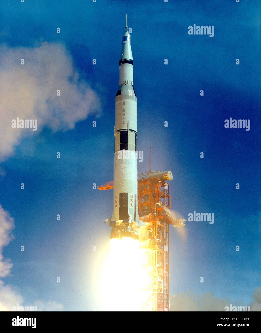 Launch of Apollo 15 Stock Photo - Alamy