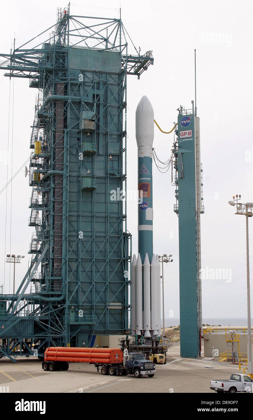 Mobile Service Tower rolls over the Delta II on SLC-2W Stock Photo - Alamy
