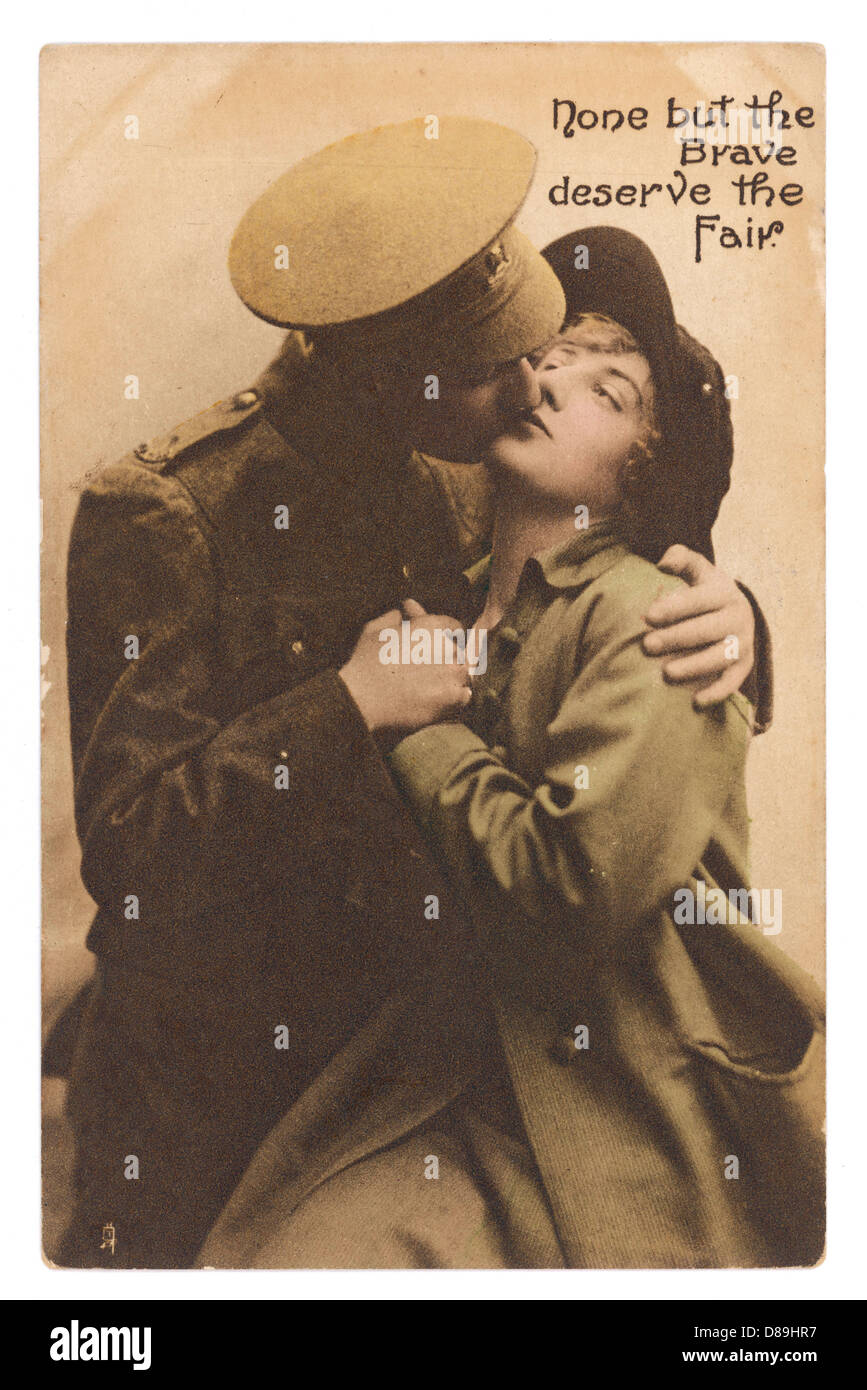 Soldier kissing girlfriend goodbye hi-res stock photography and images ...