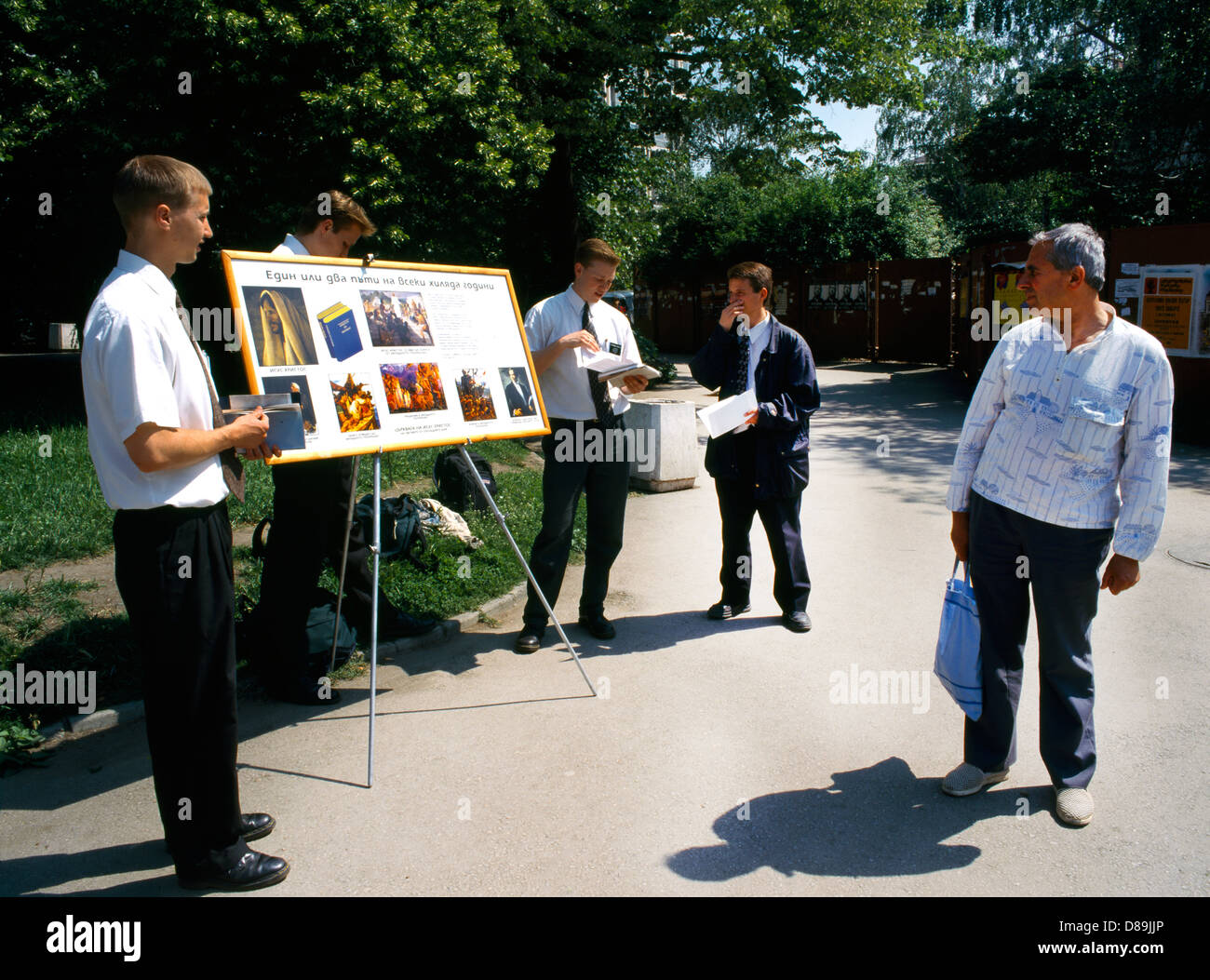 Mormon missionaries hi-res stock photography and images - Alamy