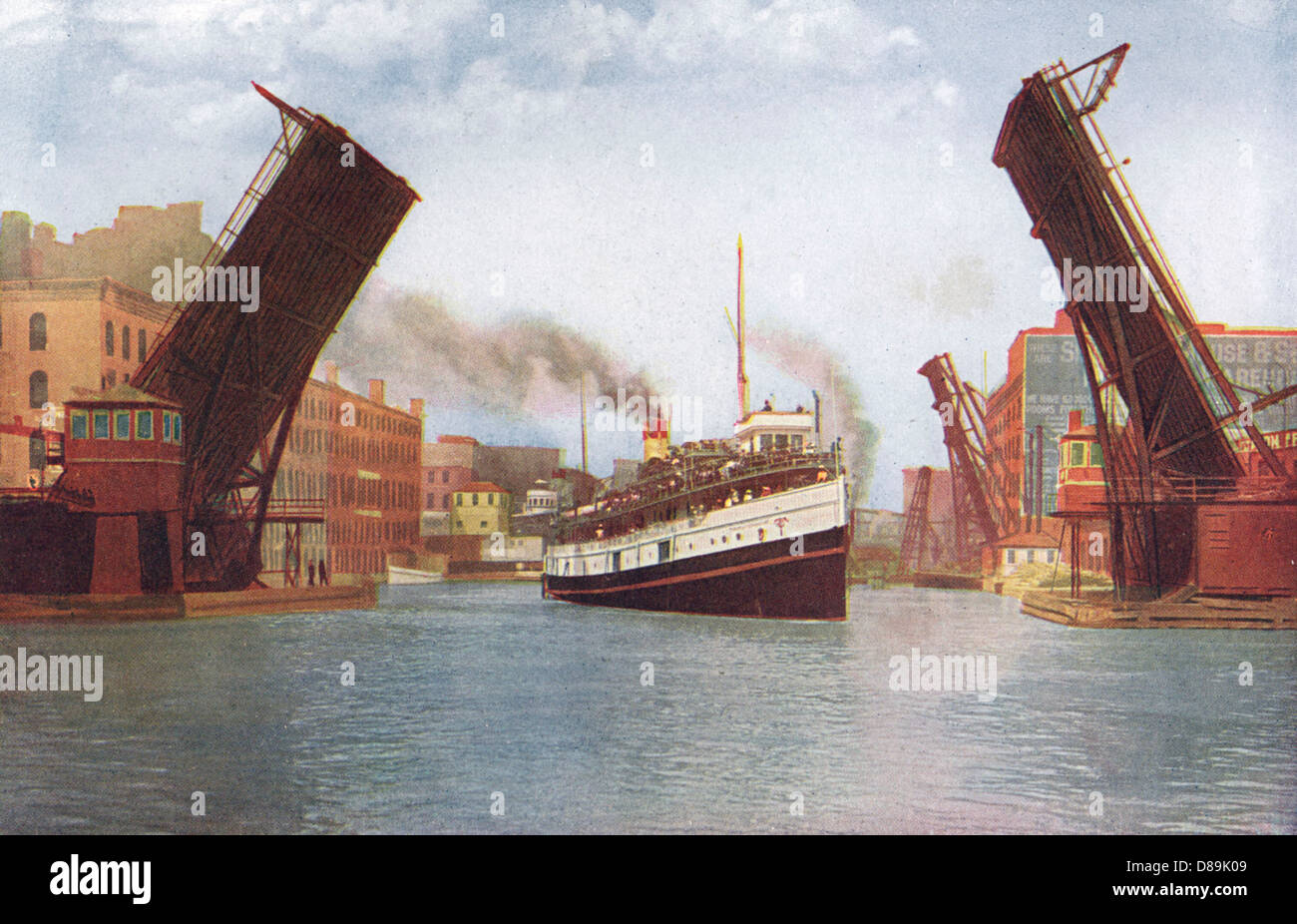 Lifted bascule bridge hi-res stock photography and images - Alamy