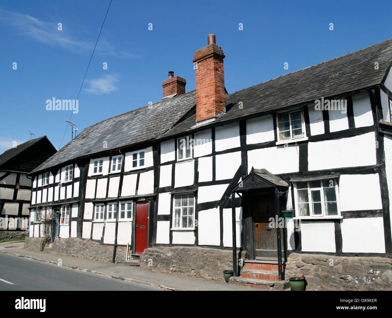 The Garth 15th century Black and White Village Trail Pembridge ...