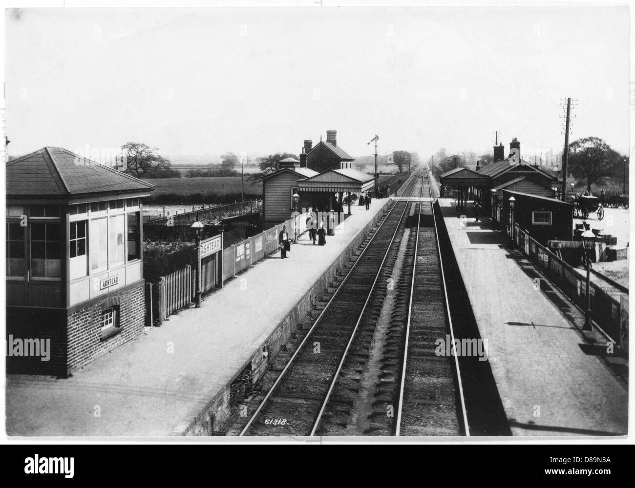 Ashtead station hi-res stock photography and images - Alamy