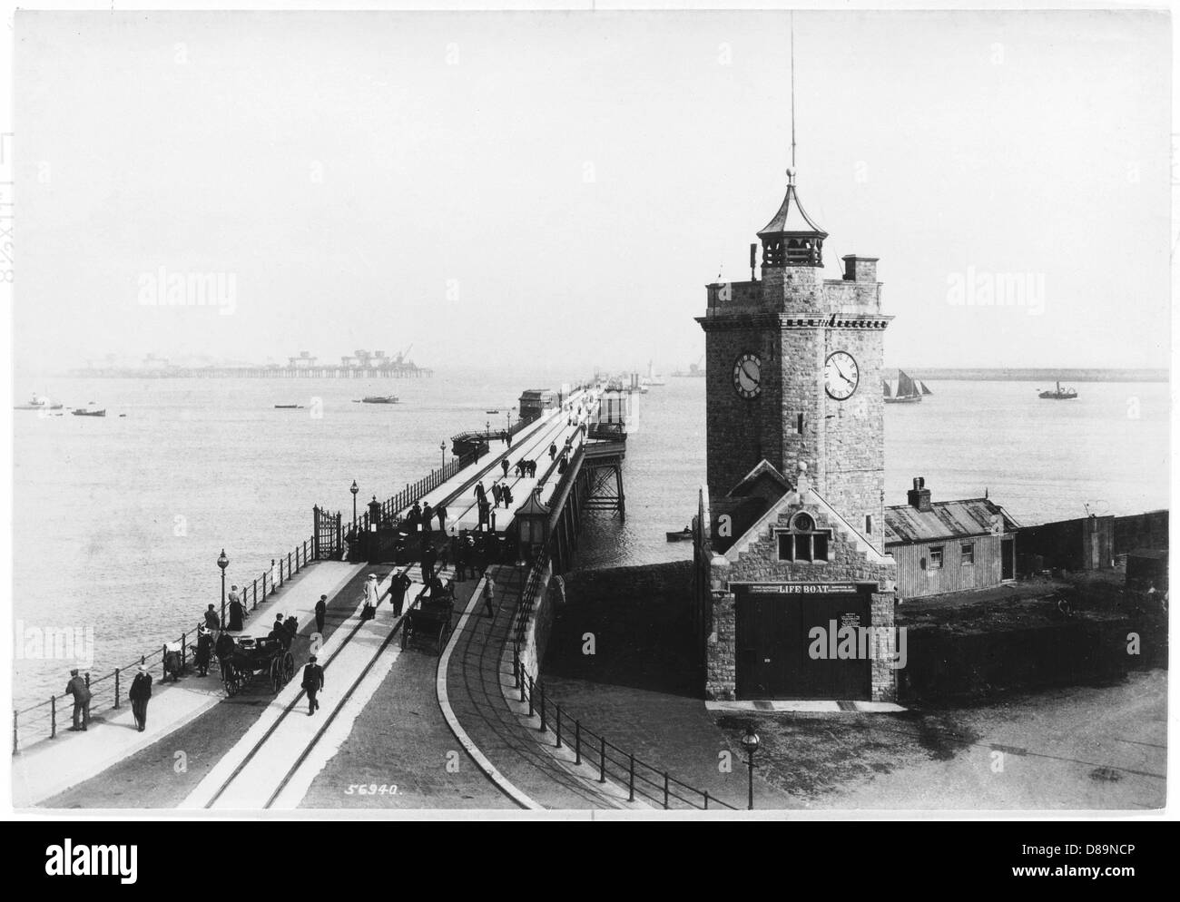 Dover seafront hi-res stock photography and images - Alamy