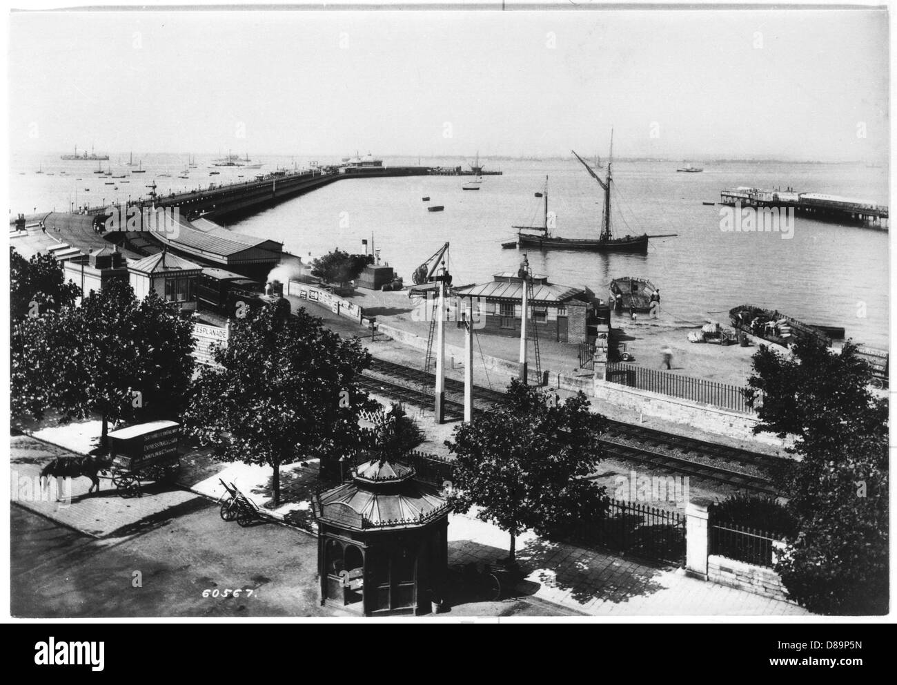Ryde pier historical Black and White Stock Photos & Images - Alamy