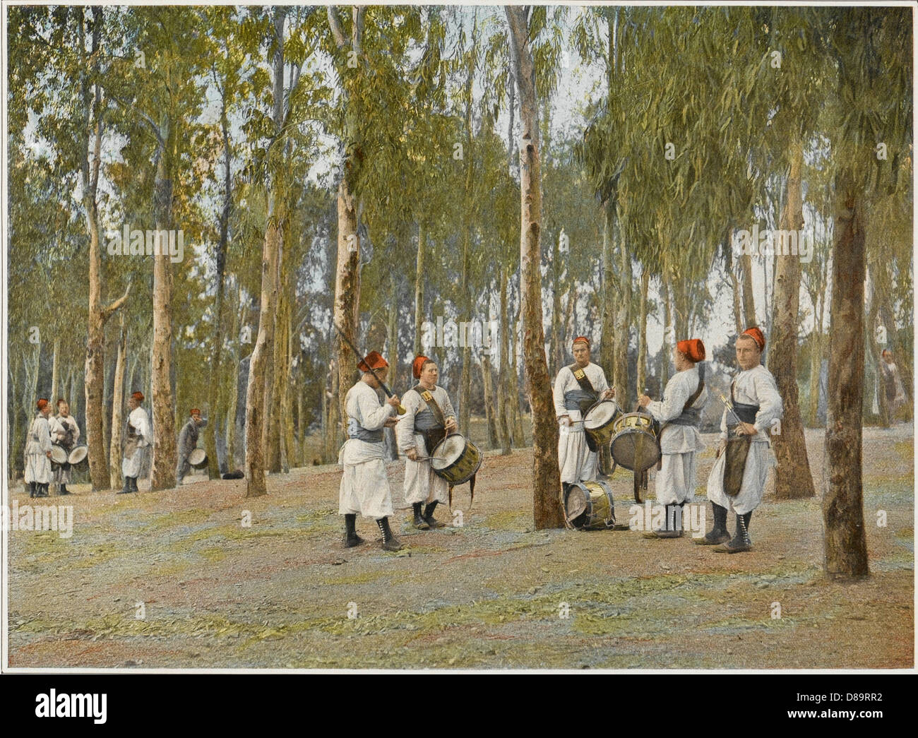 Military drums hi-res stock photography and images - Alamy