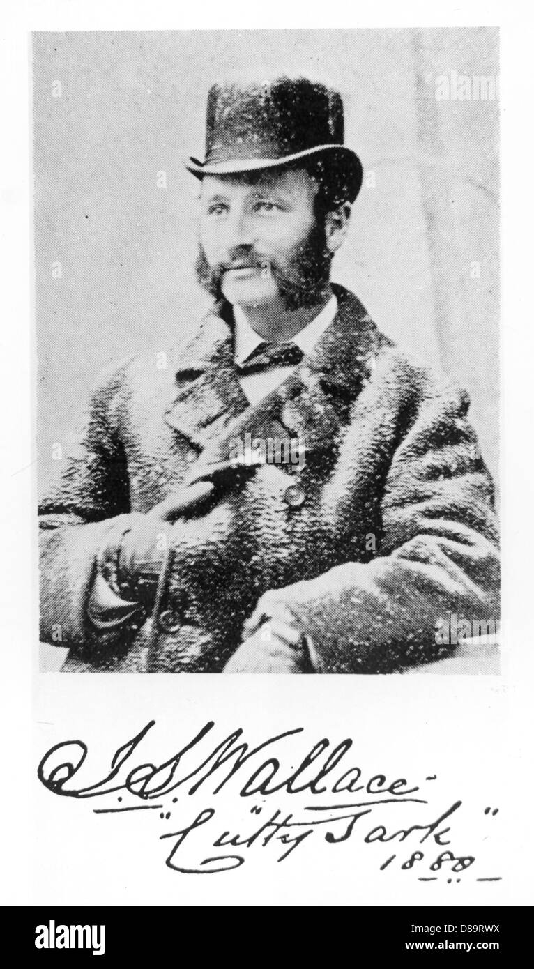 Captain of the cutty sark clipper hi-res stock photography and images ...