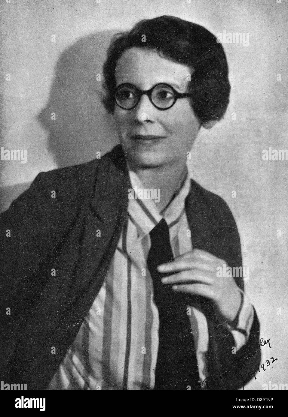 Phyllis bentley hi-res stock photography and images - Alamy