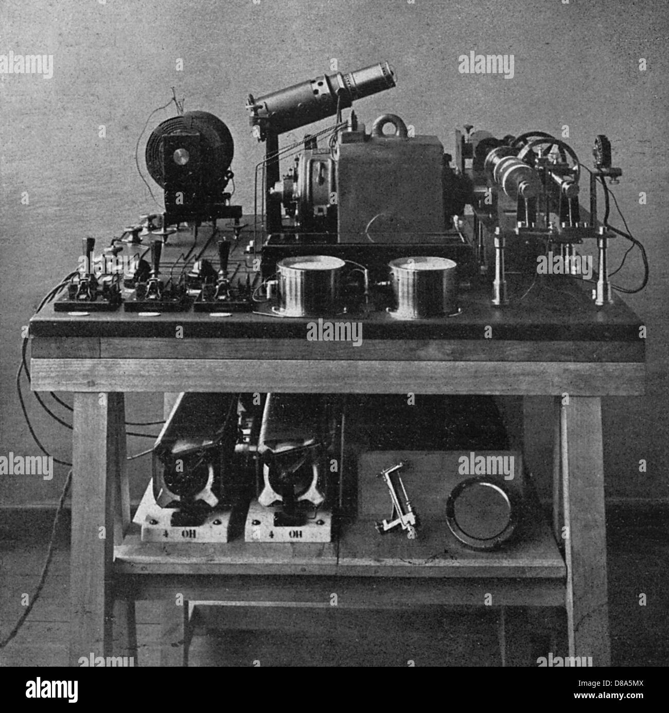 Early fax machine hi-res stock photography and images - Alamy