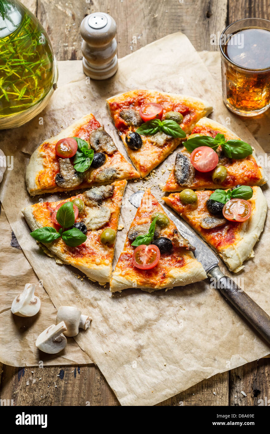 Pizza And Cold Drink Images