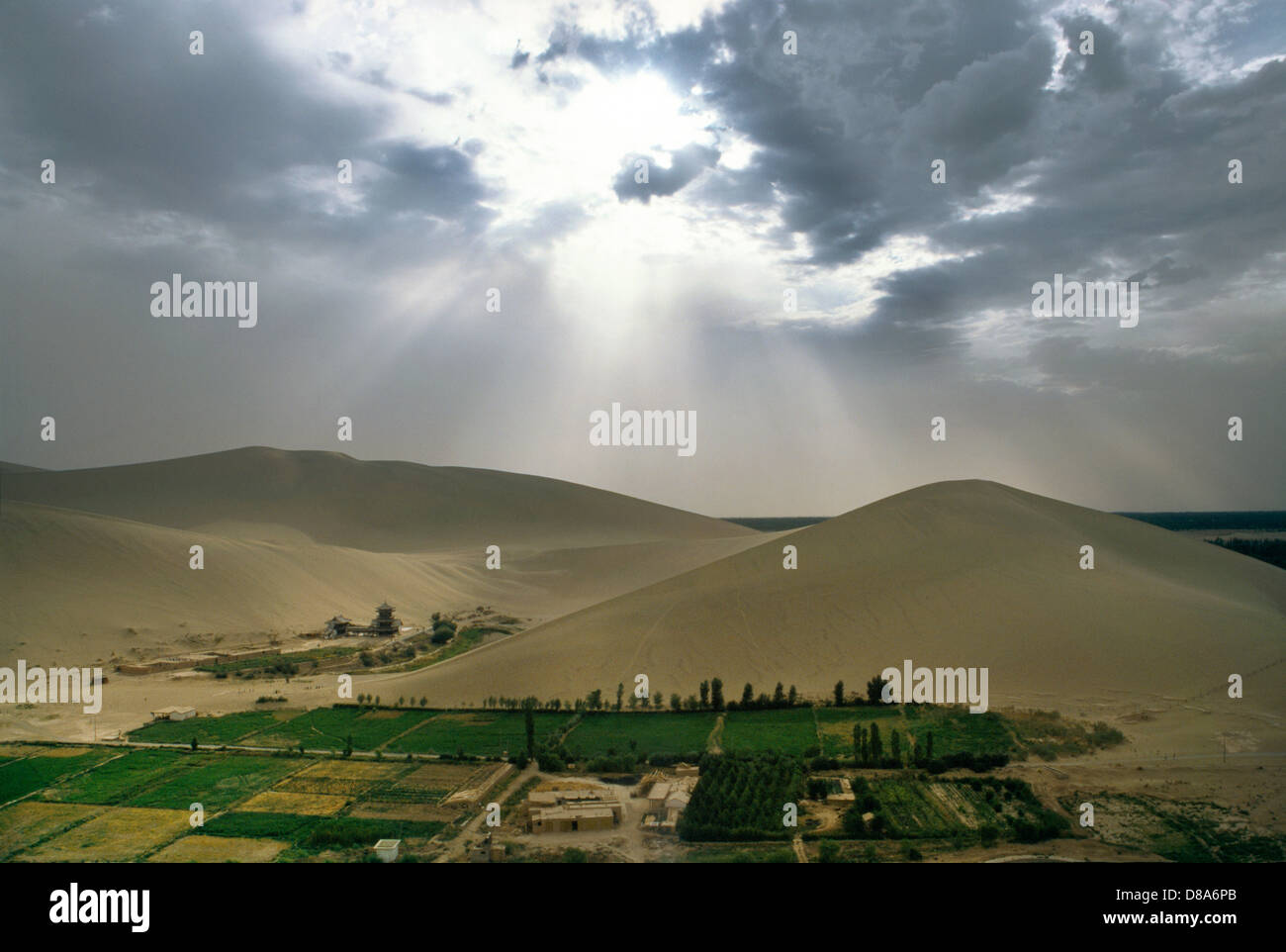 crescent moon spring dunhuang gangsu china Stock Photo - Alamy