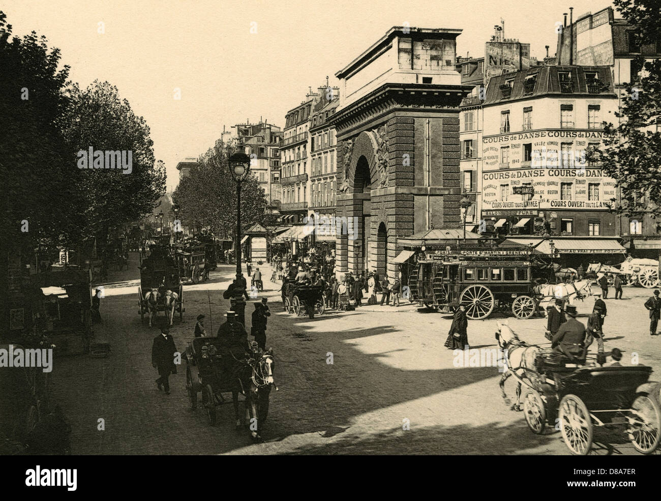 Paris circa 1900 hi-res stock photography and images - Alamy