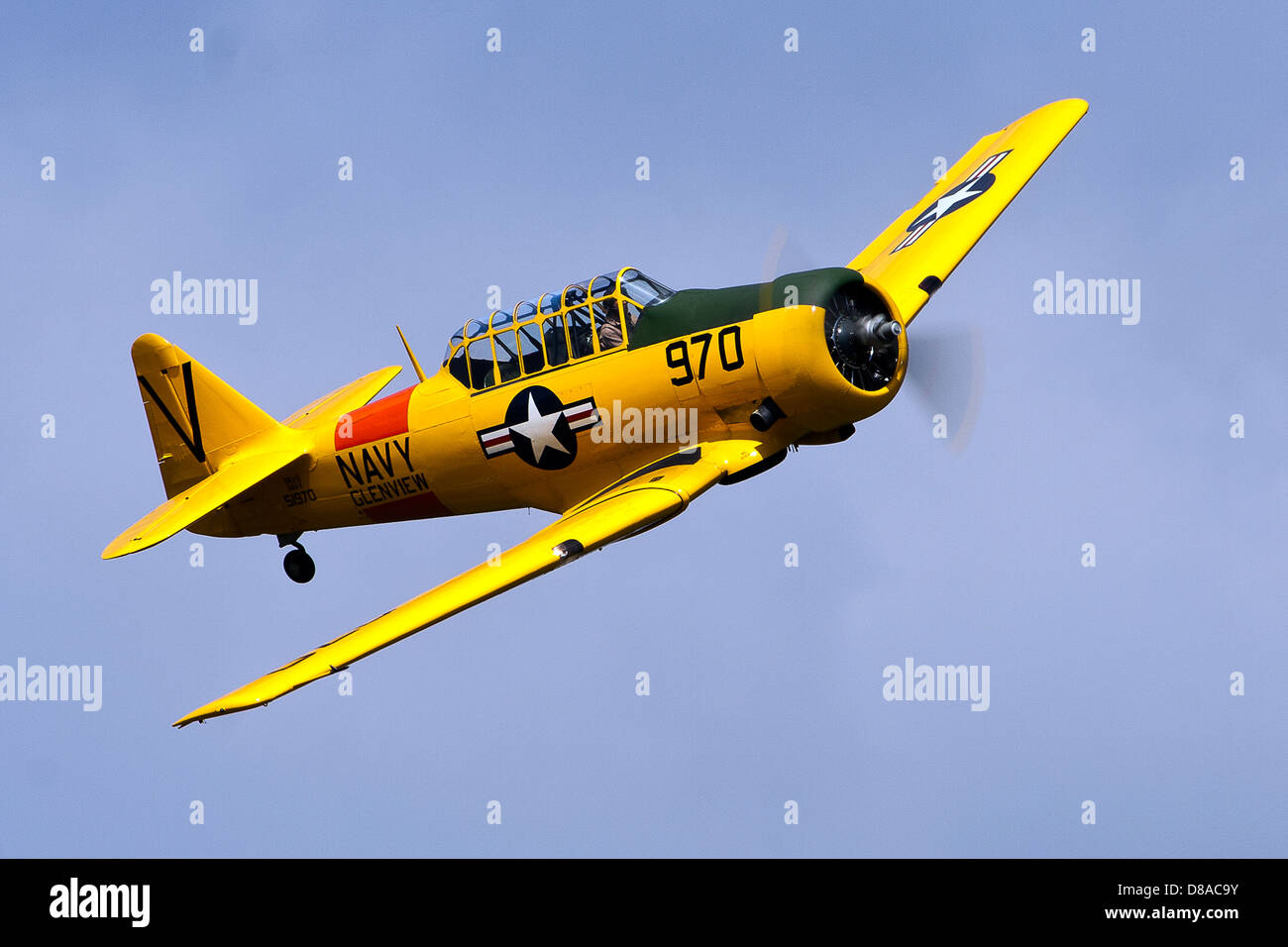 51970 G-TXAN US Navy Harvard Texan Radial Engined Warbird Trainer ...