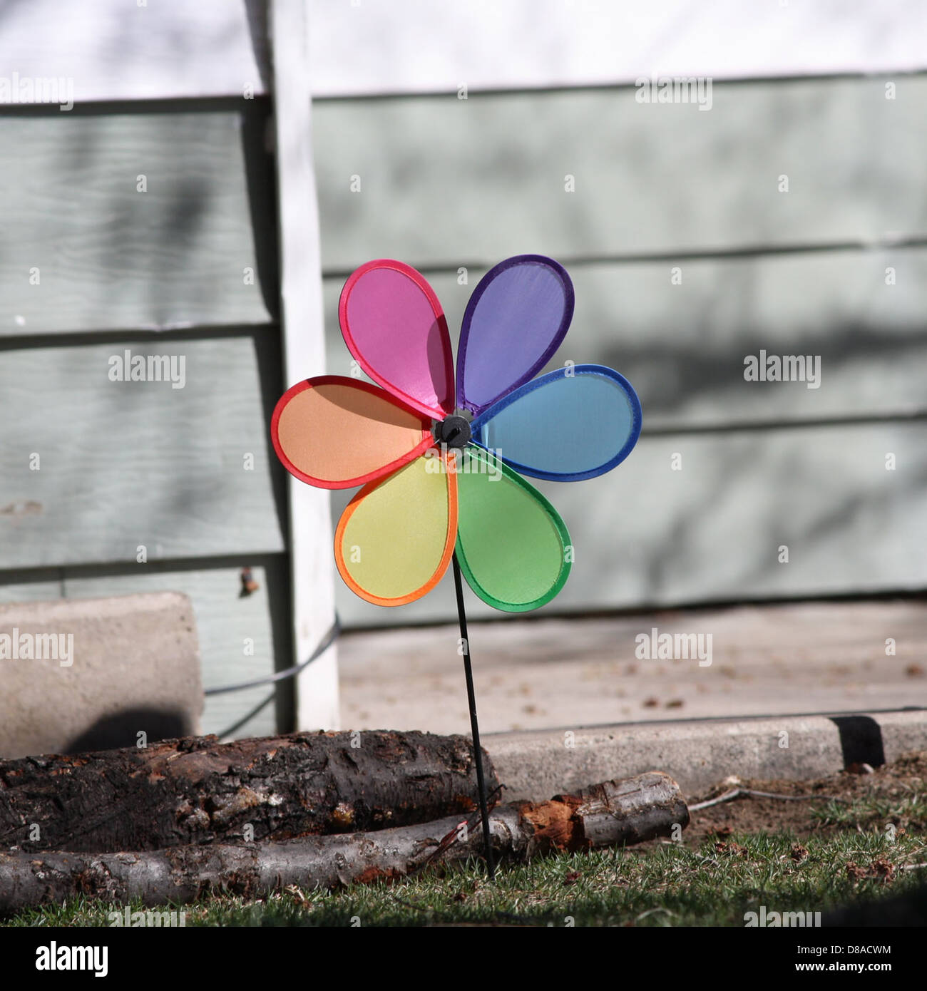 Yard decoration hi-res stock photography and images - Alamy