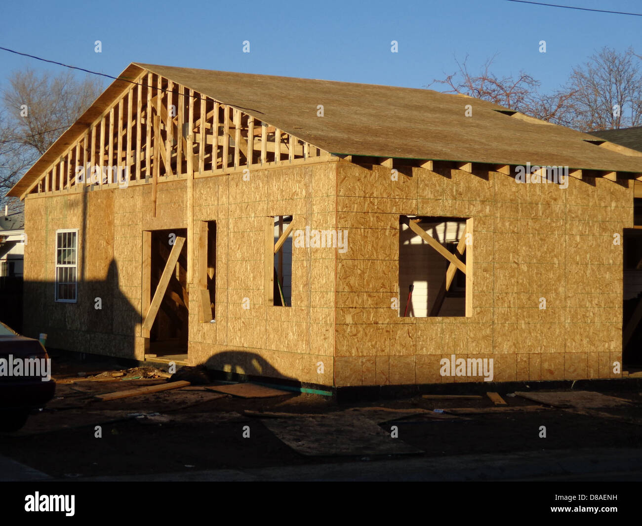 Construction workers building new structure hi-res stock photography ...