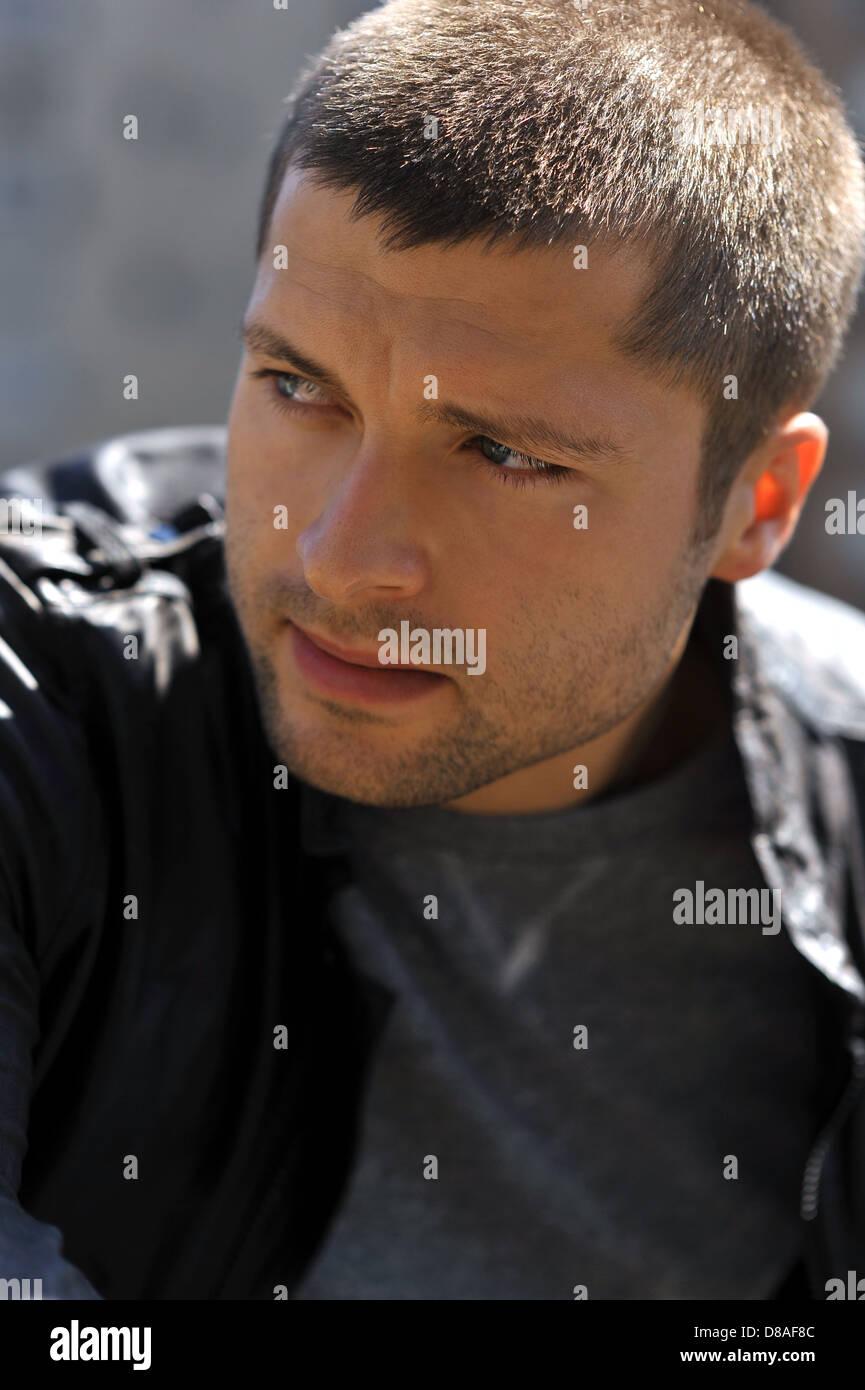 Male actor head shot showing action movie character Stock Photo - Alamy