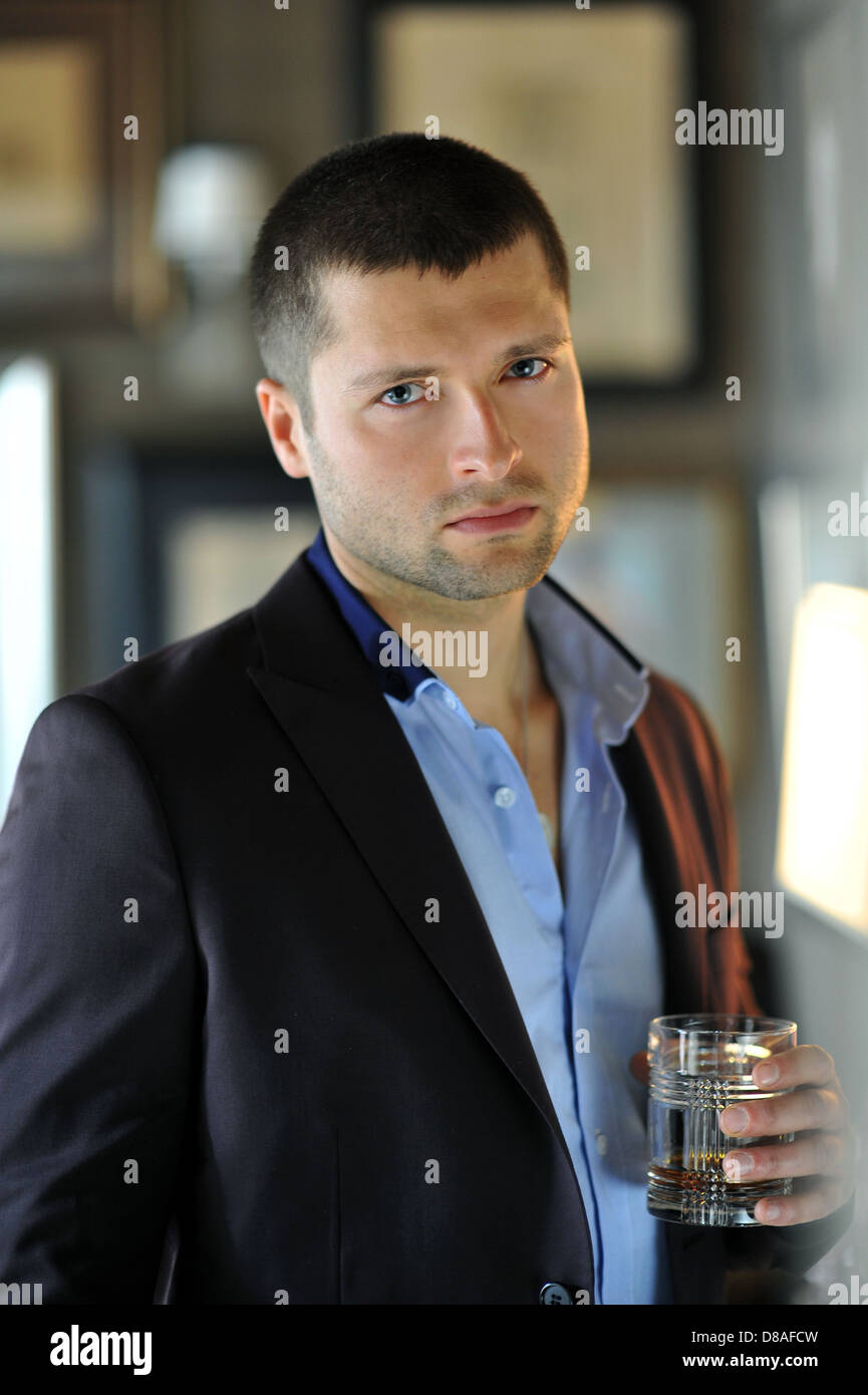Male actor head shot showing action movie character Stock Photo - Alamy