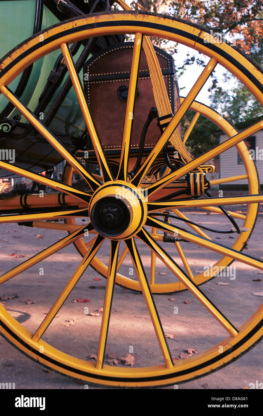 Colonial williamsburg blacksmith hi-res stock photography and images ...