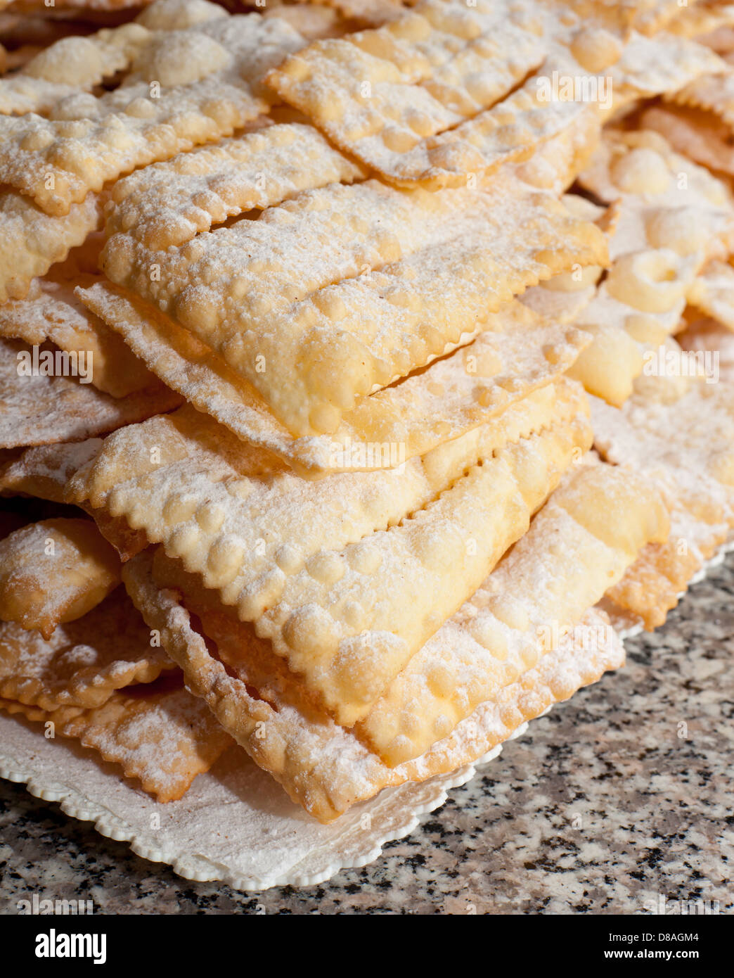 Chiacchiere hi-res stock photography and images - Alamy