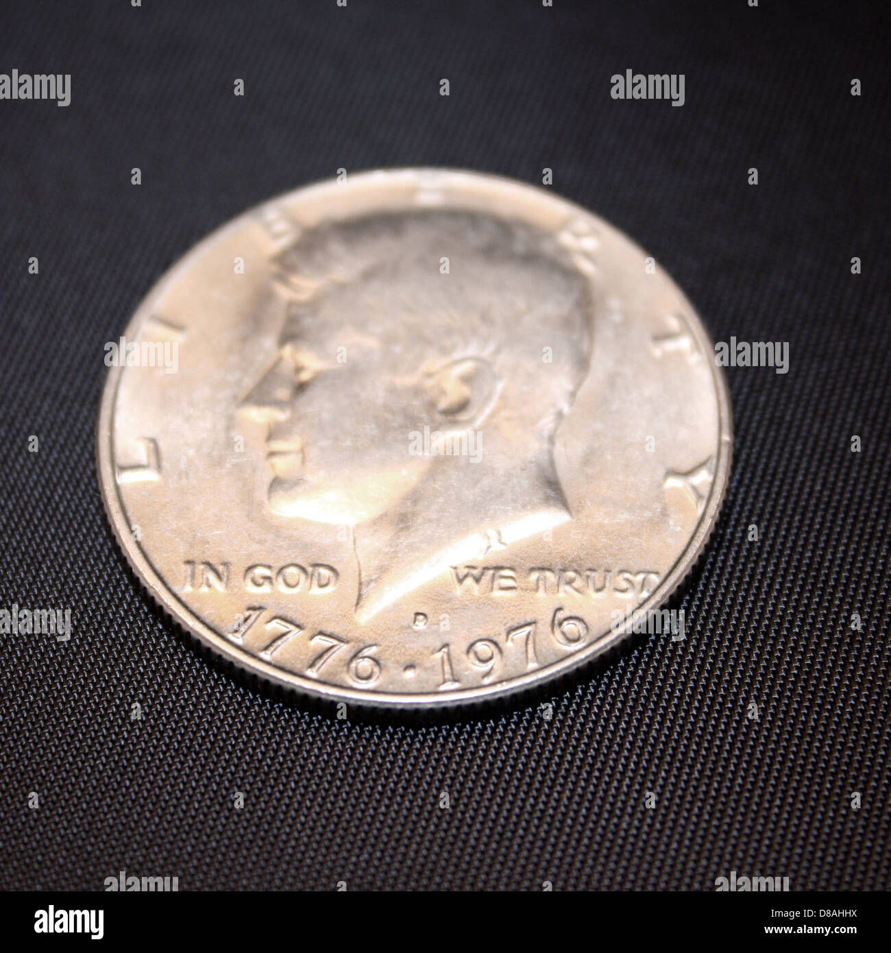1976 bicentennial coin hi-res stock photography and images - Alamy