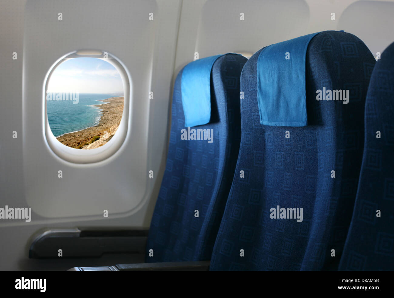 Dead people plane hi-res stock photography and images - Alamy