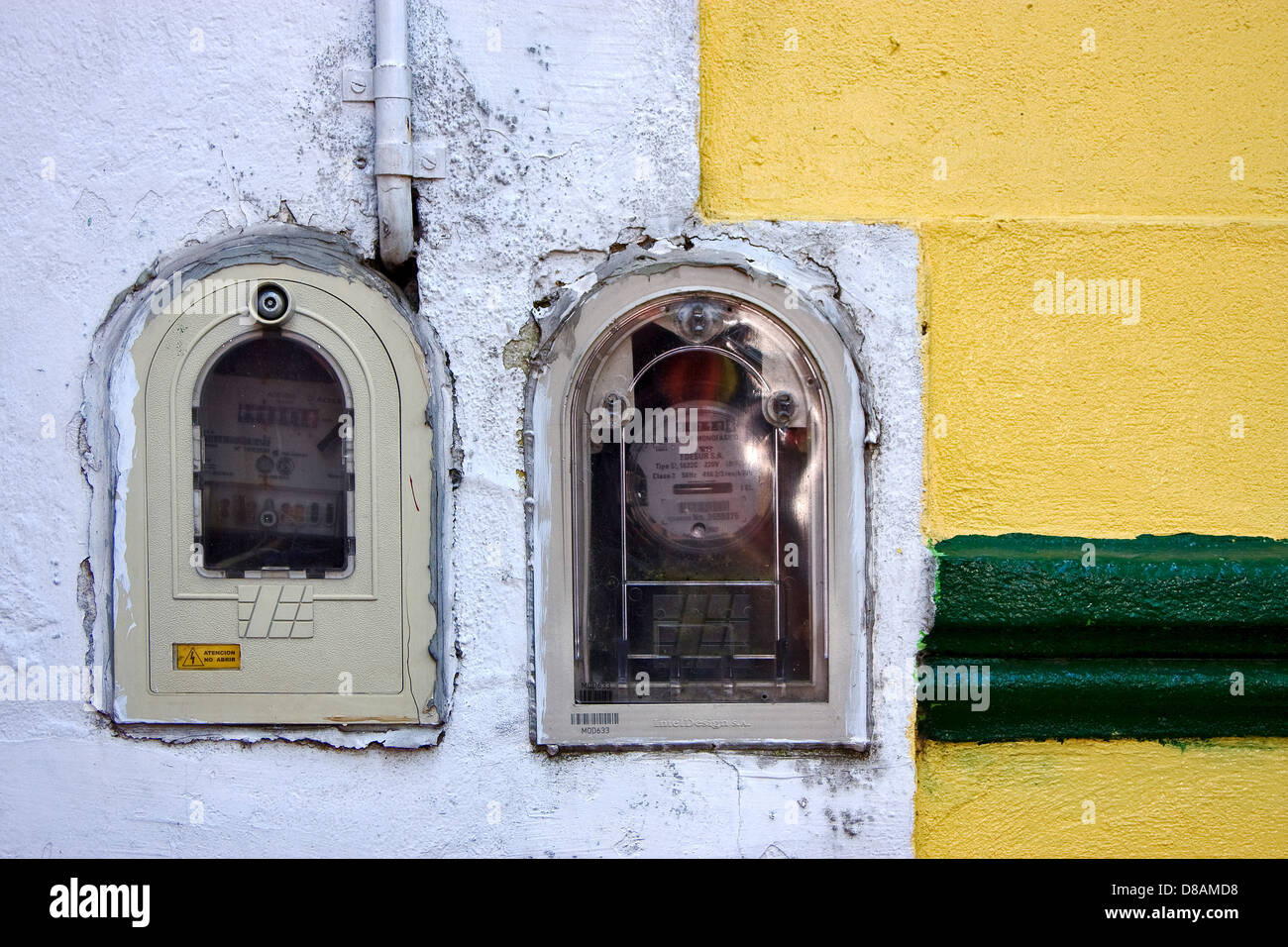 counter electric current to measure the consumption of electrical ...