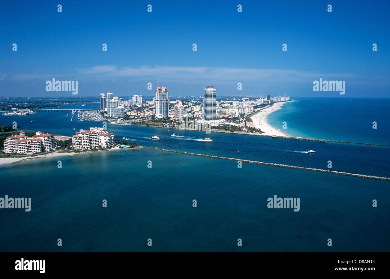 Intercoastal waterway aerial hi-res stock photography and images - Alamy