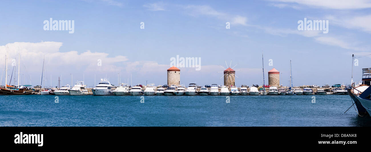 Harbor and bay hi-res stock photography and images - Alamy