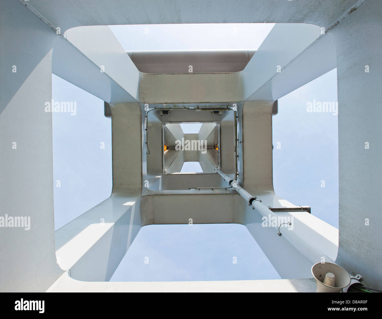 Pivot bridge hi-res stock photography and images - Alamy