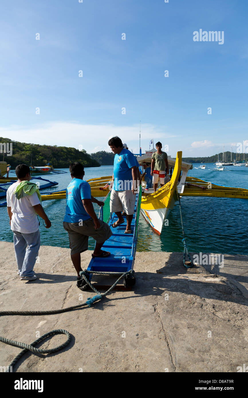 Mindoro philippines transport ferry hi-res stock photography and images ...