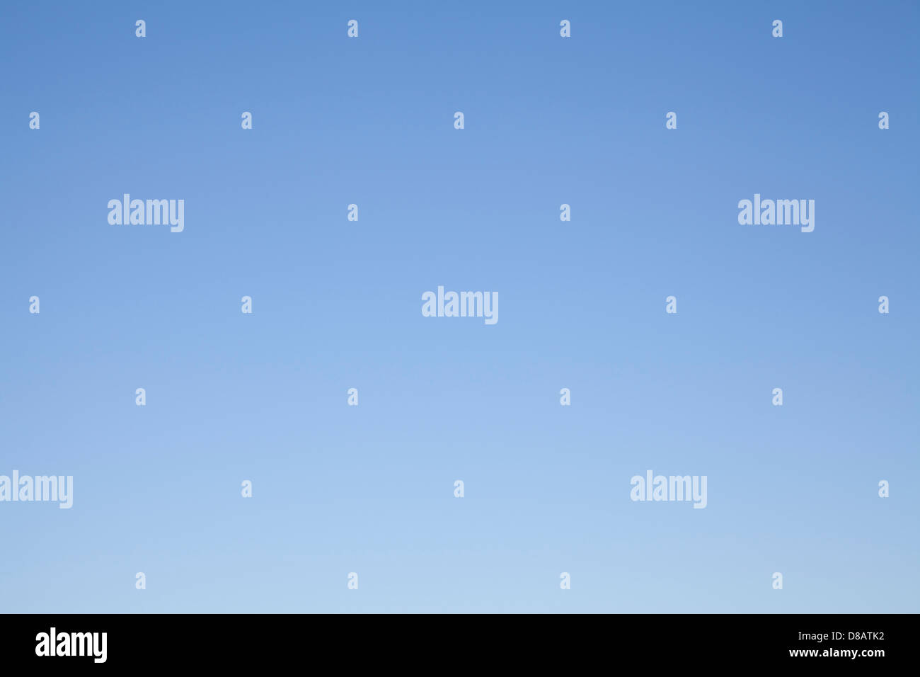 Blue sky background light hi-res stock photography and images - Alamy